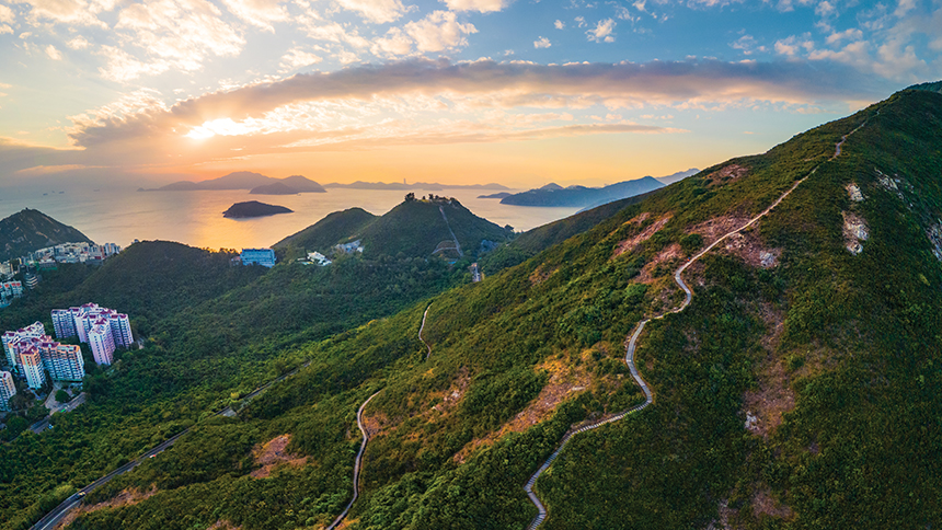 挑战千级登山体验：紫罗兰山